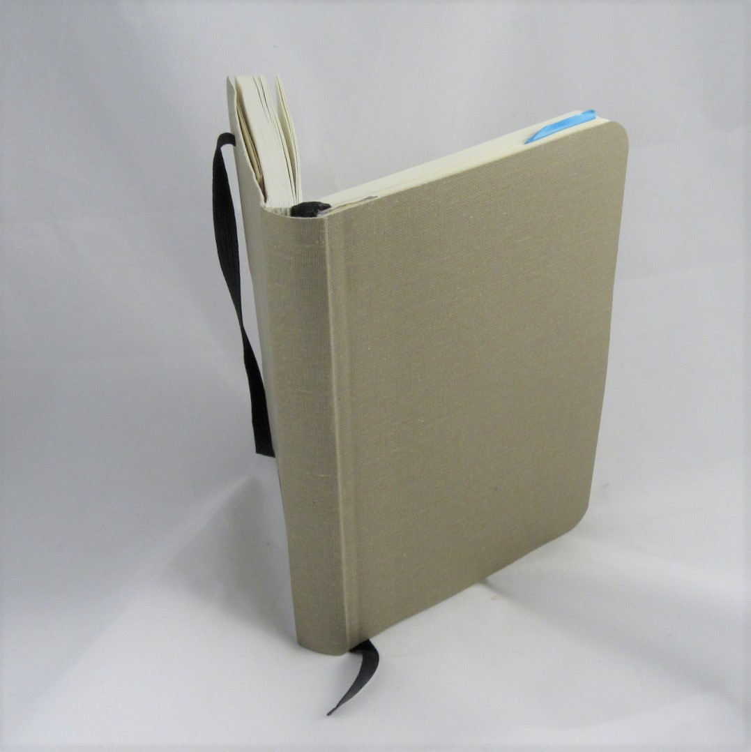 Review: Shinola Small Notebook Soft Linen Ruled | Comfortable Shoes Studio