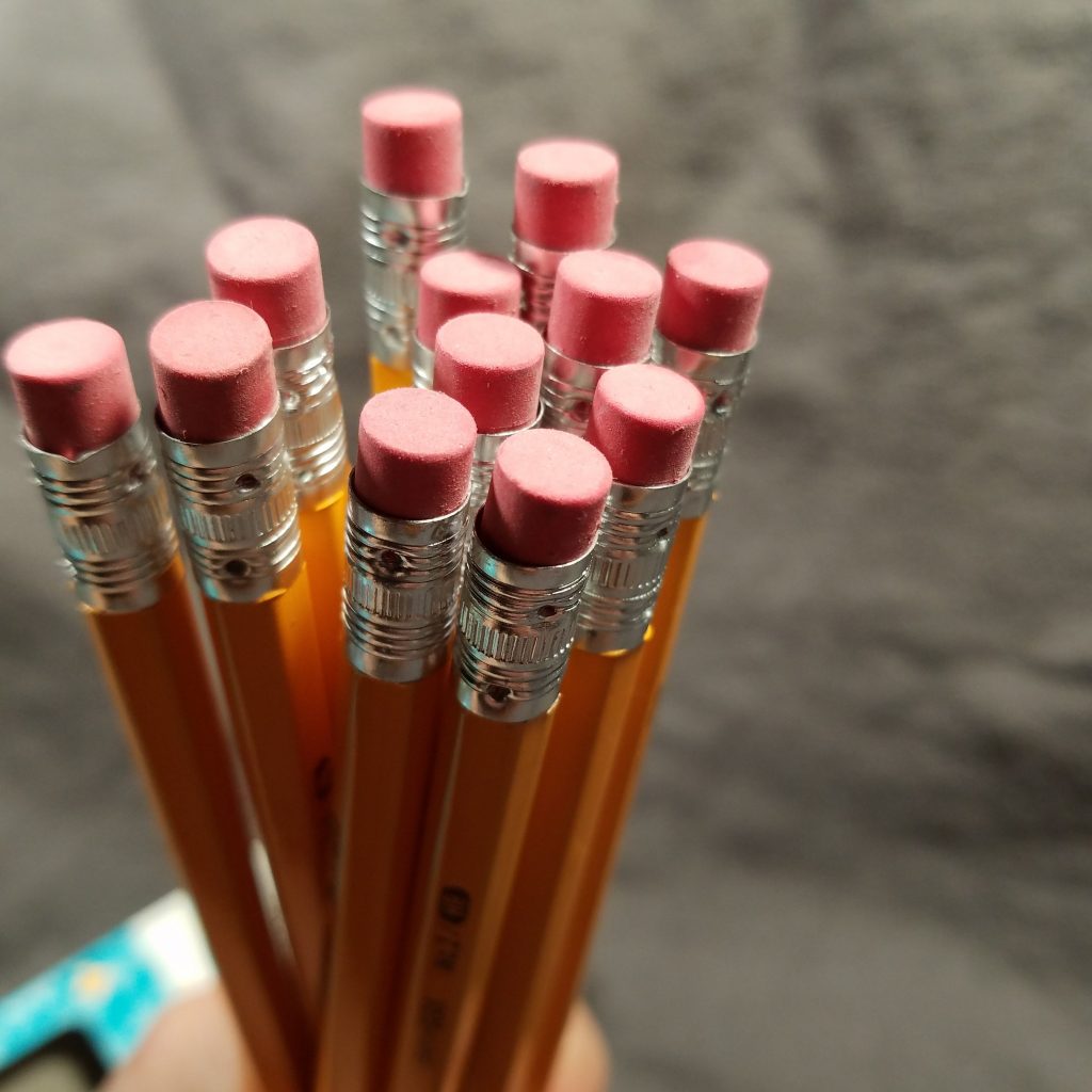 Review: Pen+Gear No.2 Wood Pencils 12-Pack | Comfortable Shoes Studio