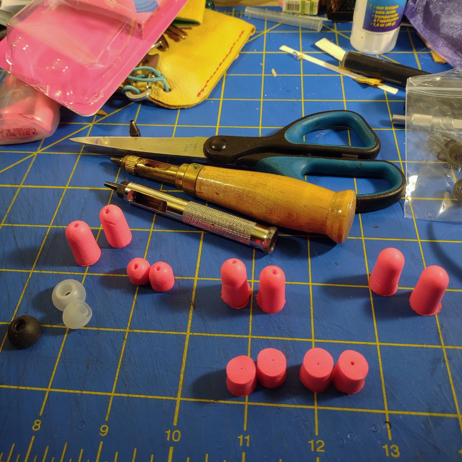 DIY Foam Tip for True Wireless IEM or Ear Buds | Comfortable Shoes Studio